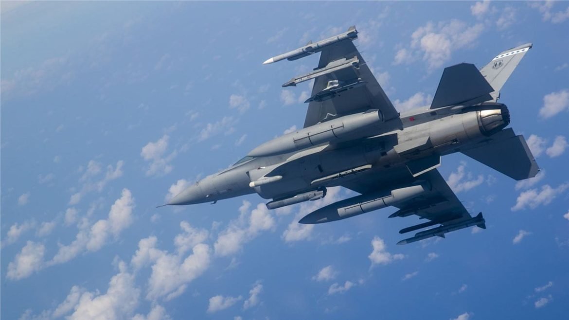 Raytheon Demo 1st-Ever AI/ML-Powered Radar Warning Receiver for 4th ...